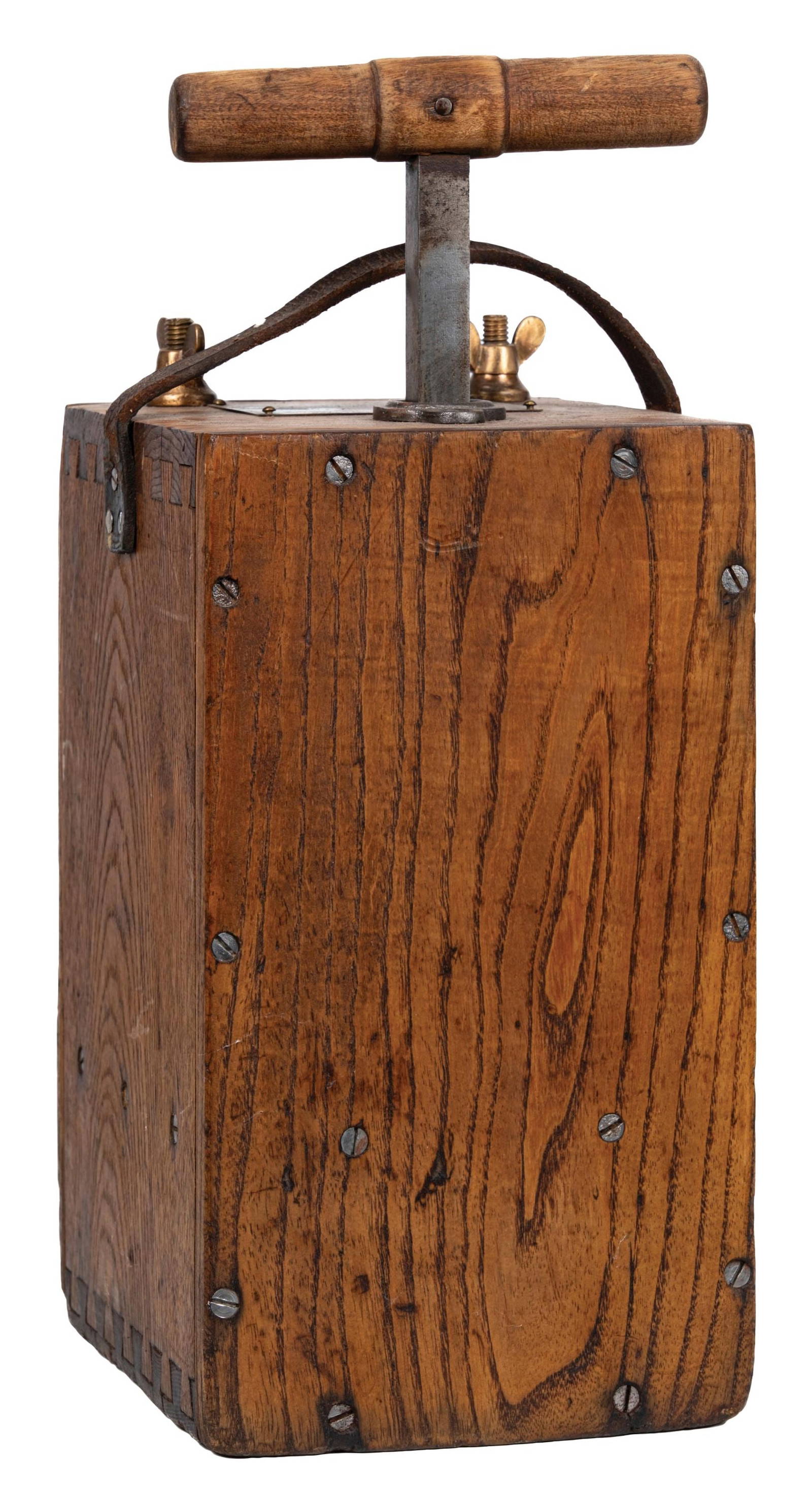 Original Detonator By The Atlas Powder Co. Out Of Wilmington, De Auction