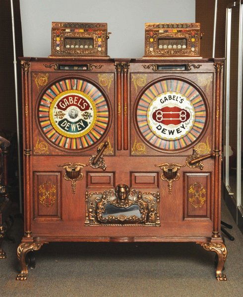 Gabel's Double Dewey 5¢ & 25¢ Upright Slot Machine