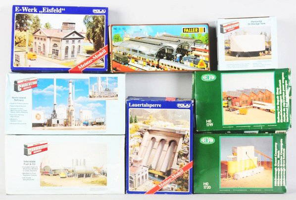 Large Lot Of German Ho Building Models.