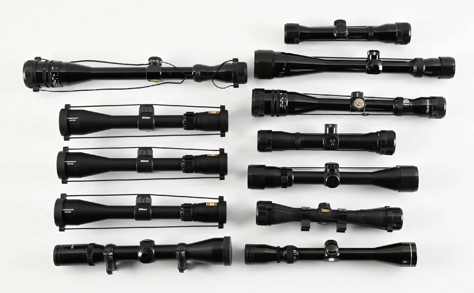 Large Lot Of 12 Scopes With Boxes . Auction