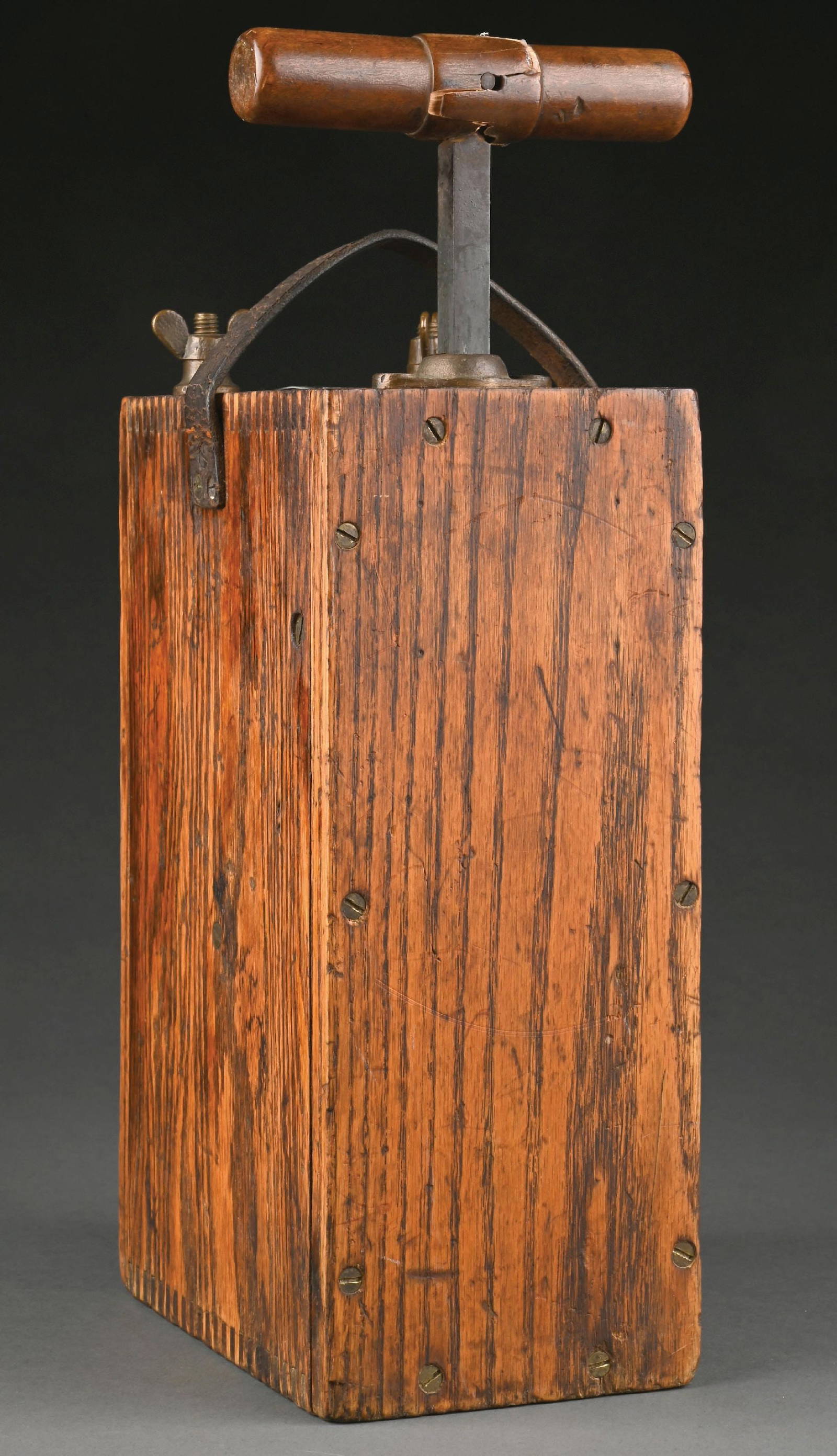 Atlas Blasting Machine No. 3-30 Auction