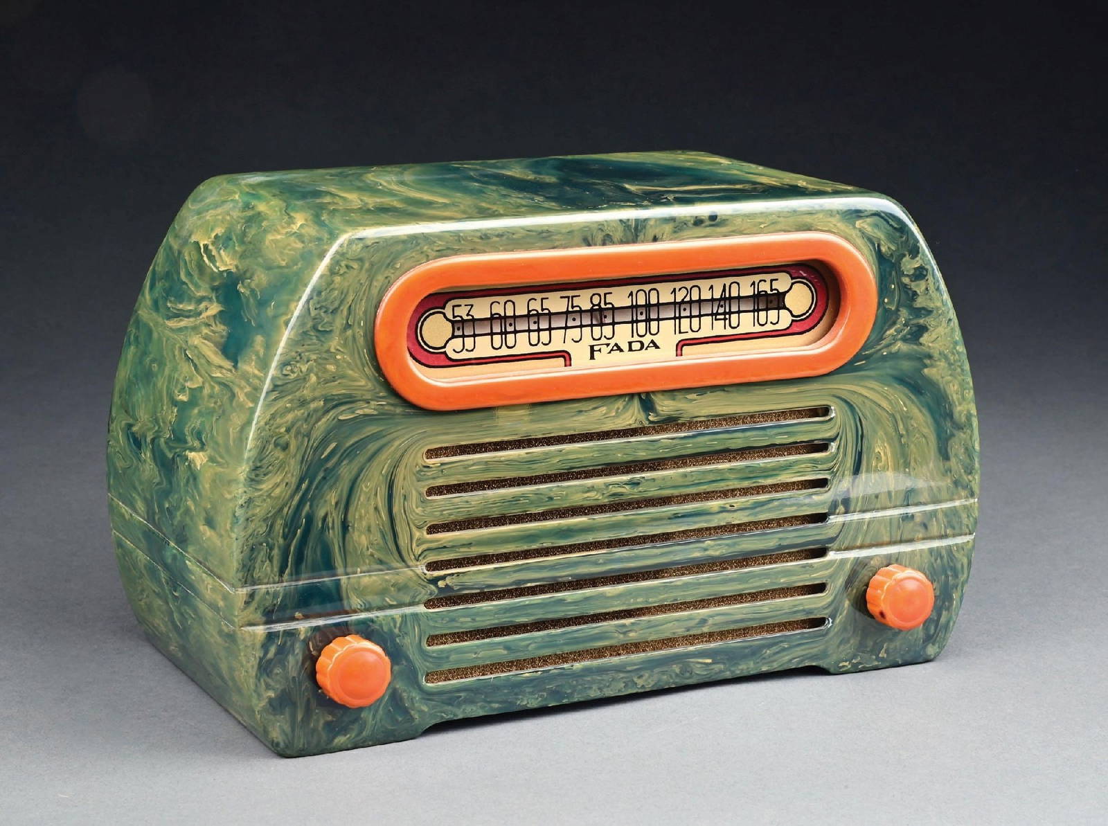 Fada Model 652 Catalin Radio In Green & Yellow - Jun 12, 2025 | Dan ...
