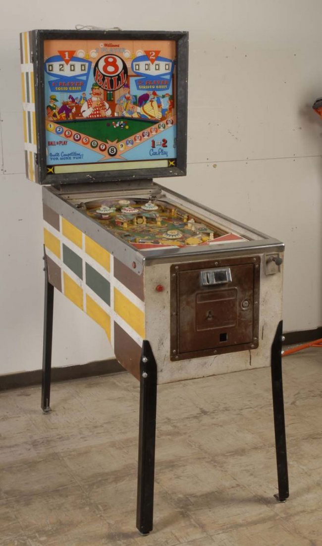 1966 Williams 8 Ball Pinball Machine.