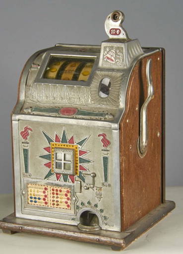 10 ¢ Mills Jackpot Torch Front Slot Machine