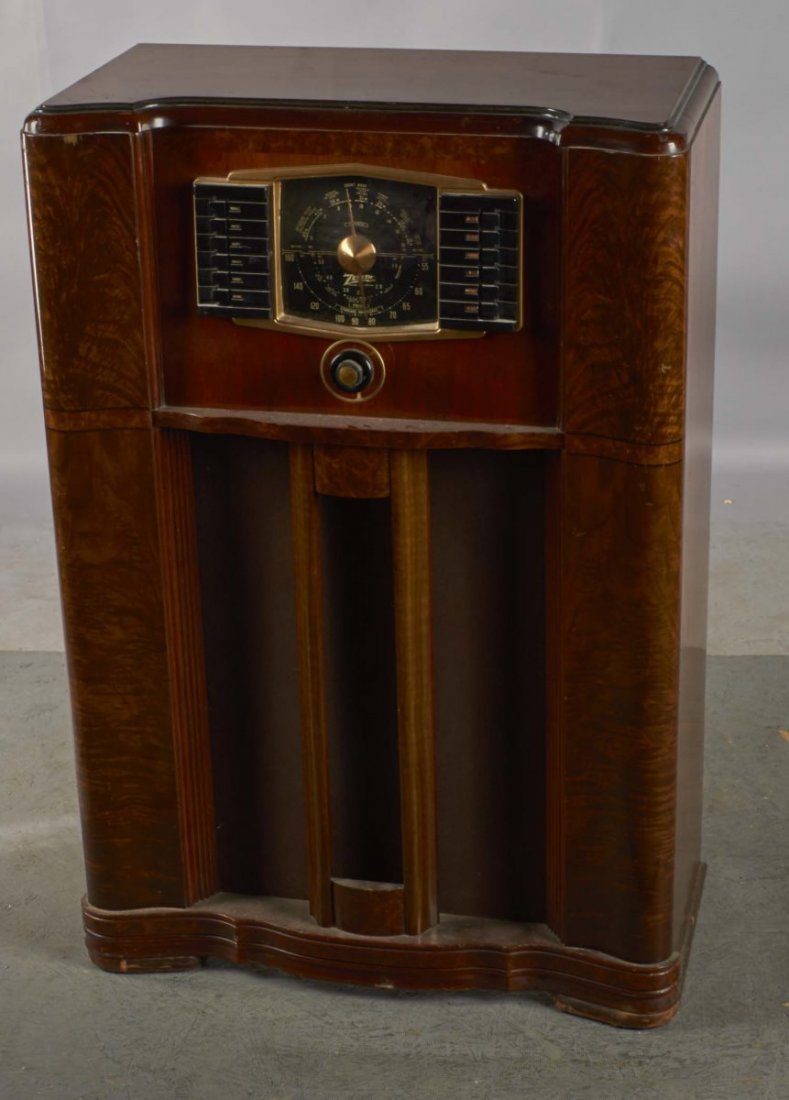 Zenith Wood Console Radio Model 10-S-669 - May 01, 2015 | Dan Morphy ...