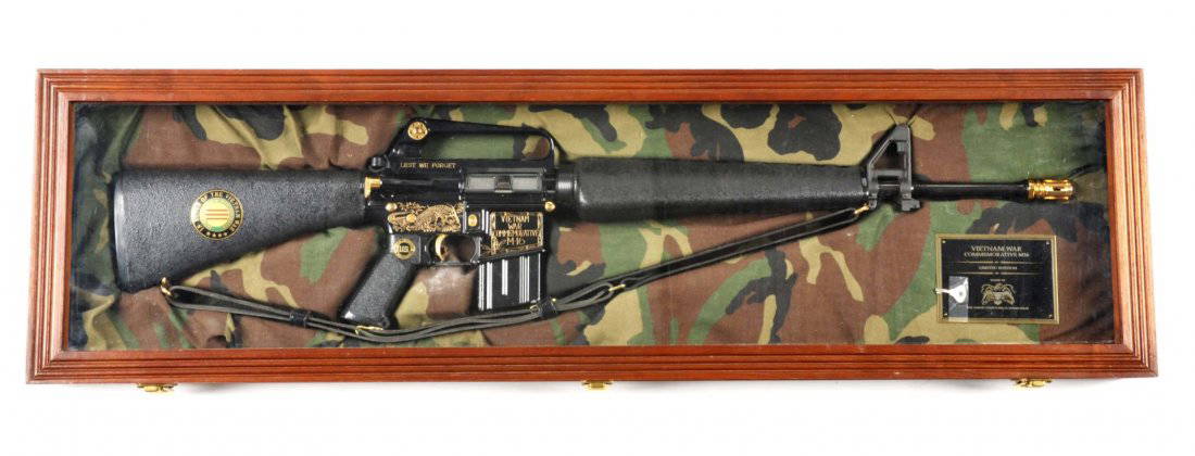 **american Historical Vietnam War M16 Comm. Rifle.