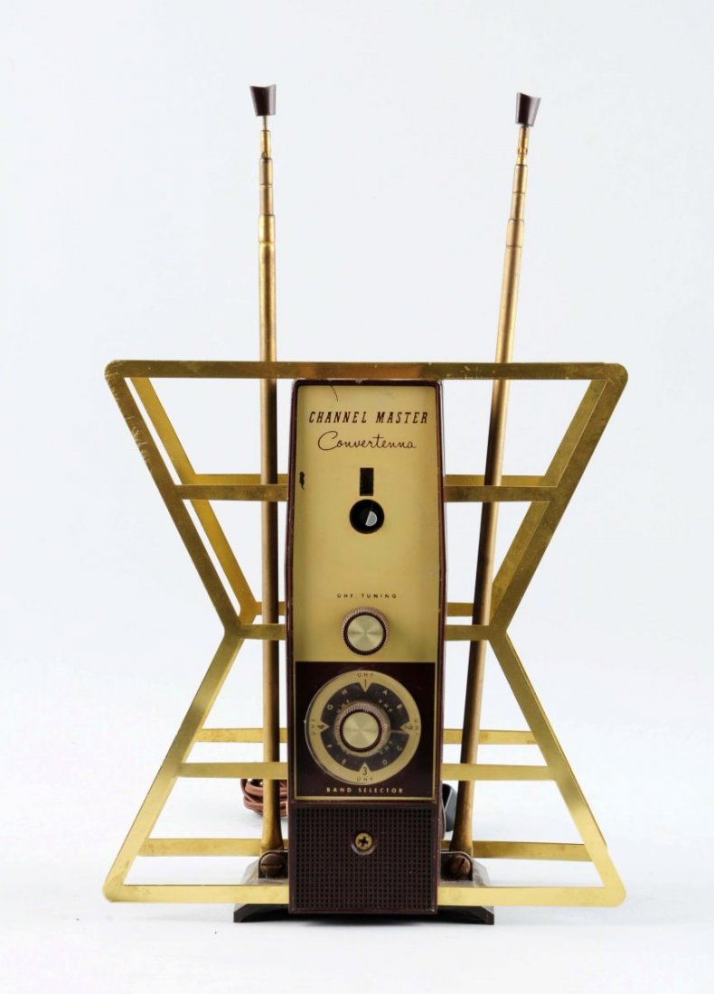 Vintage Channel Master Radio.