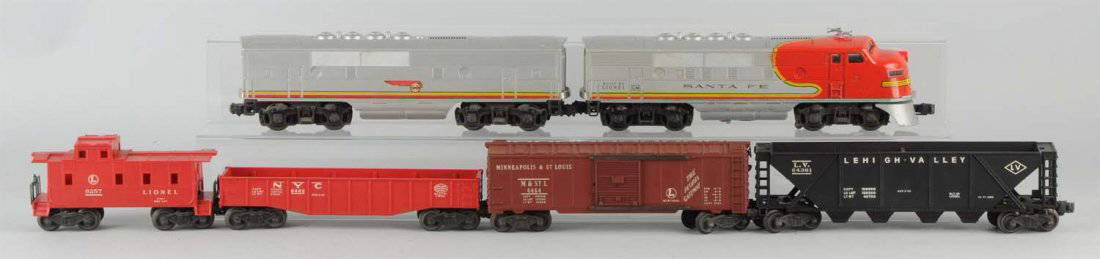 Lionel No. 1535w Santa Fe Freight Set.