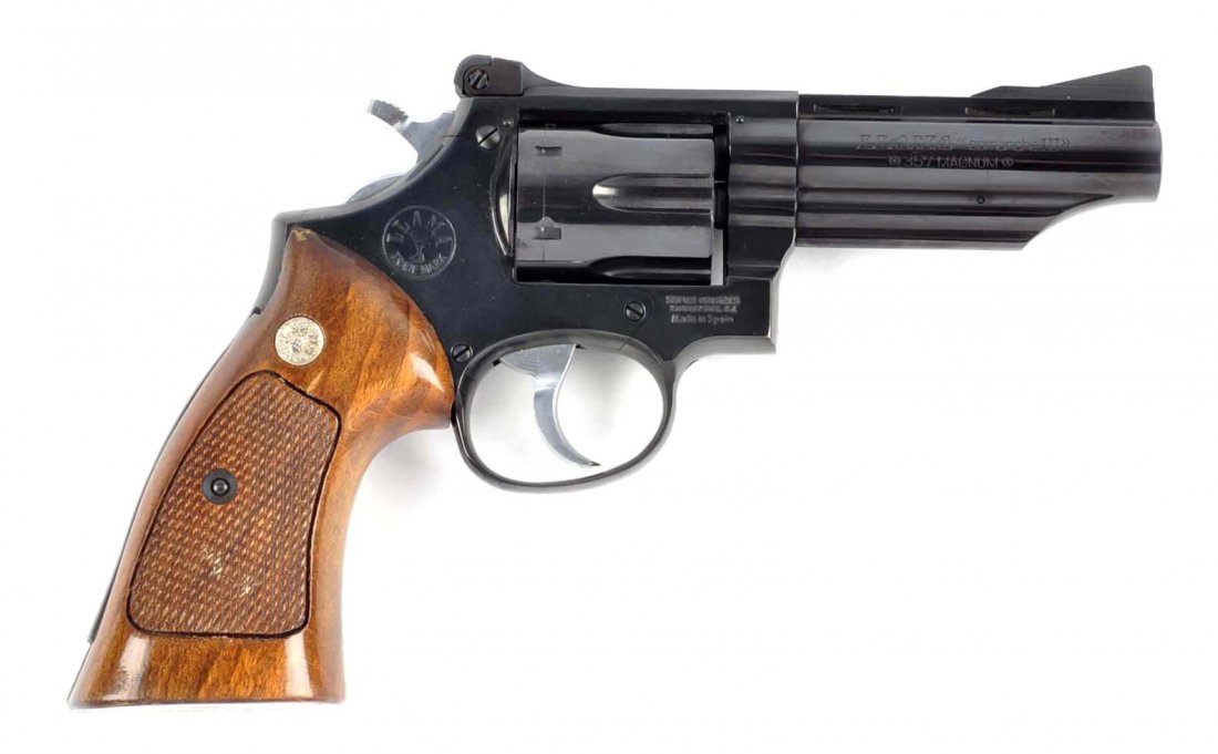 (M) Llama Comanche III Double Action Revolver.