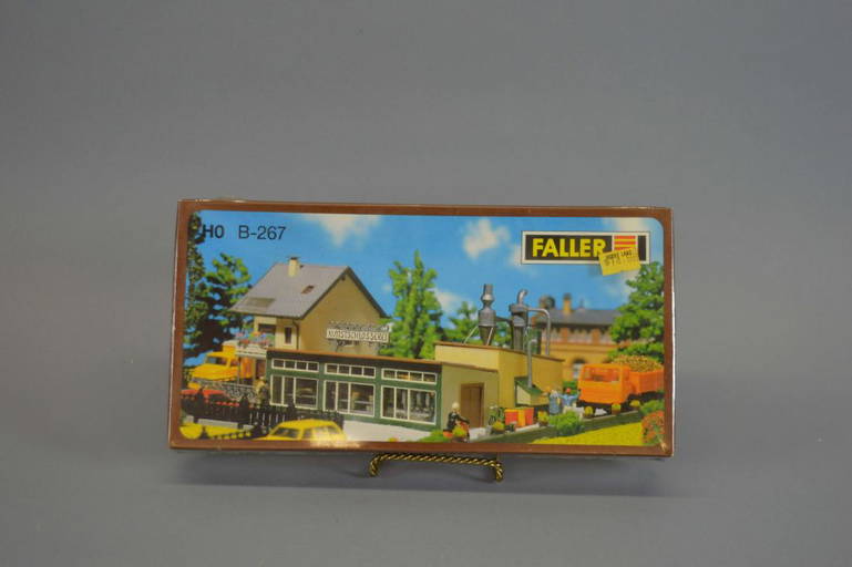 Faller B 267 Ho Scale Iron Workshop Model Kit