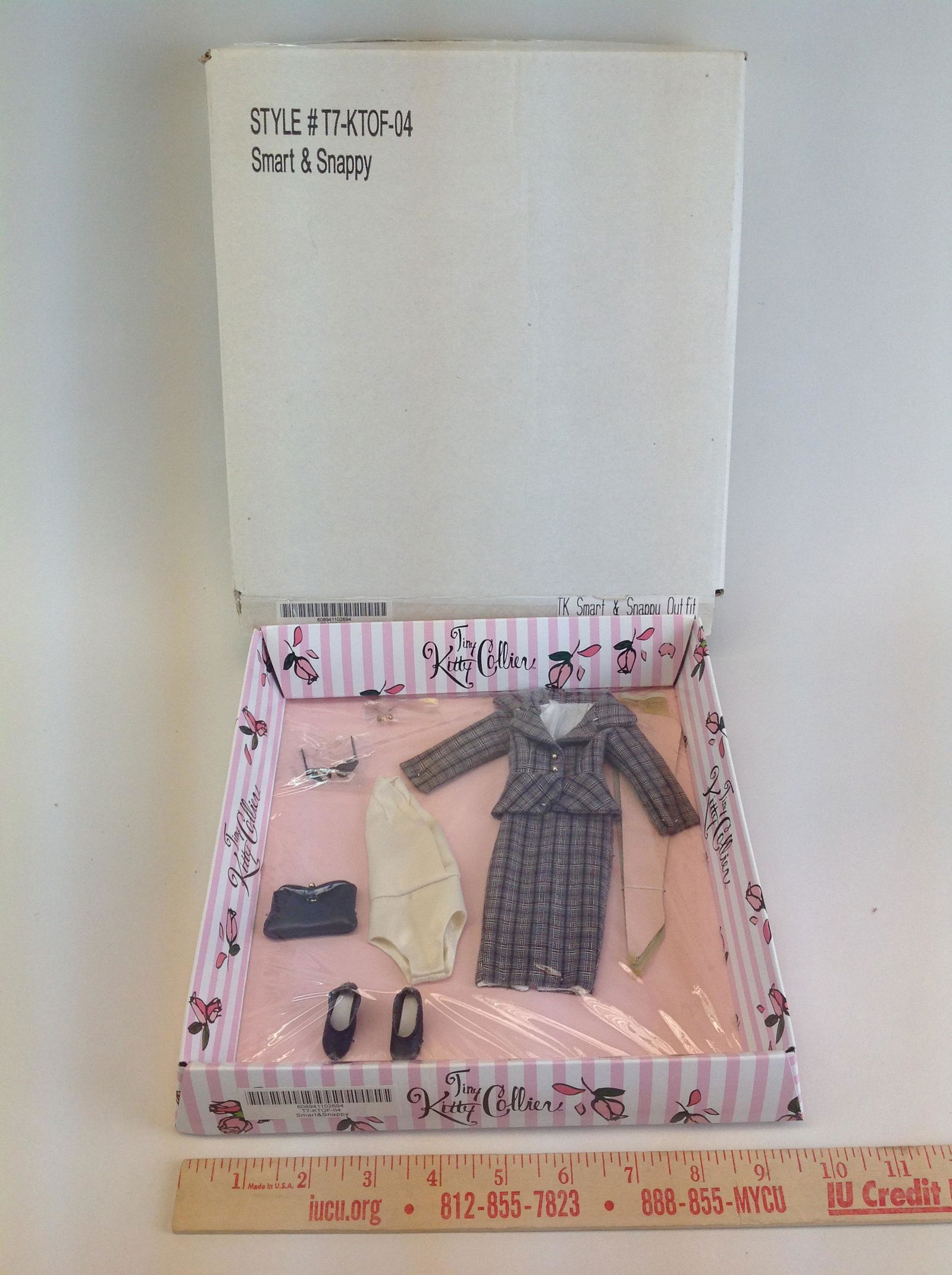 Tonner Tiny Kitty Collier Doll Clothing Set