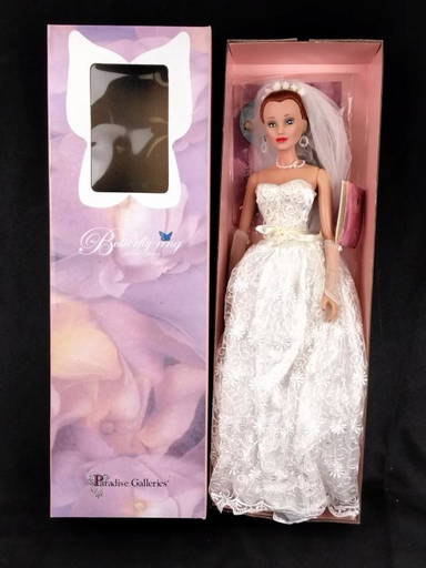 Paradise Galleries, Butterfly Ring Doll