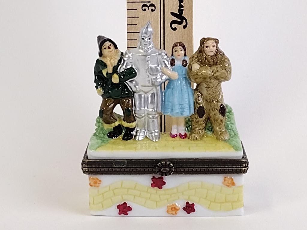 PHB Wizard of Oz Yellow Brick Road Trinket Box (#1055) on Jan 01, 2023 ...
