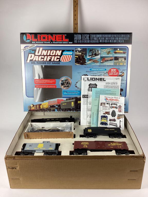 New In Box Lionel Union Pacific Train Set 6-11736 Auction