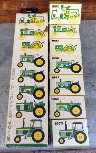 Ertl Jd Mini Tractor Set