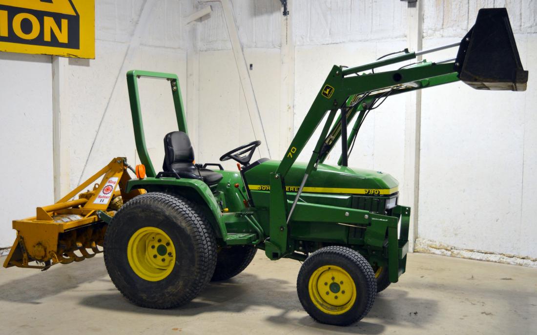 John Deere 790 4X4 Utility Tractor - Dec 31, 2016 | AAA Auction Service ...