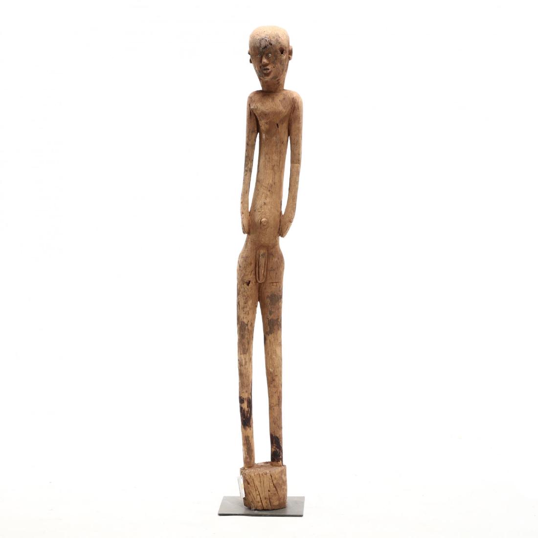 Bongo People, Standing Commemorative Figure