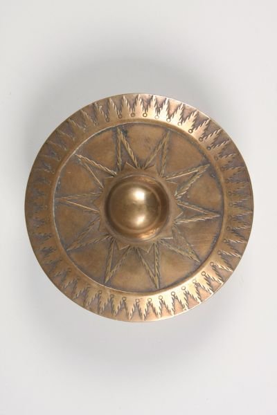 732: Eight Philippine Brass Graduated Gongs, - Dec 07, 2008 | Leland ...