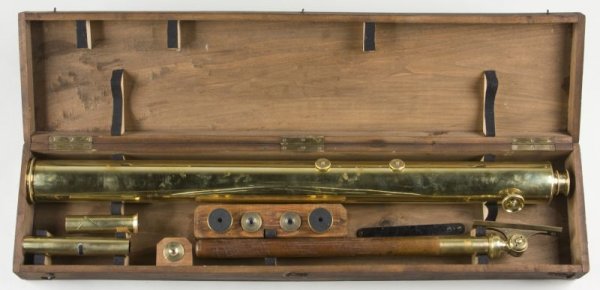 264: Vintage E. Vion Brass Astronomical Telescope