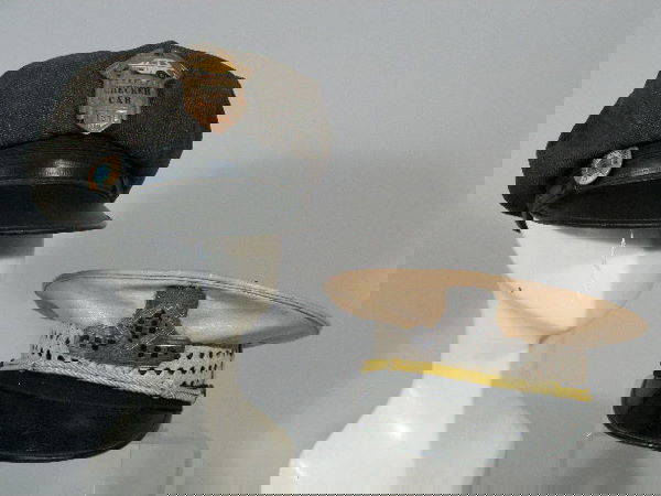 229: Two Vintage Checker Cab Visor Hats, c. 1940, - Jun 11, 2005 ...