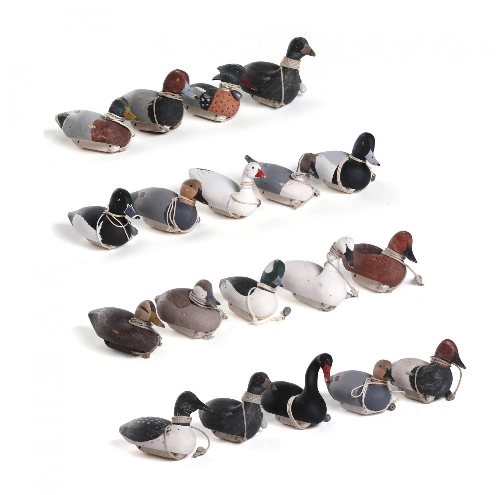 Wayne Davis (nc), Variety Of Nineteen Miniature Decoys Auction
