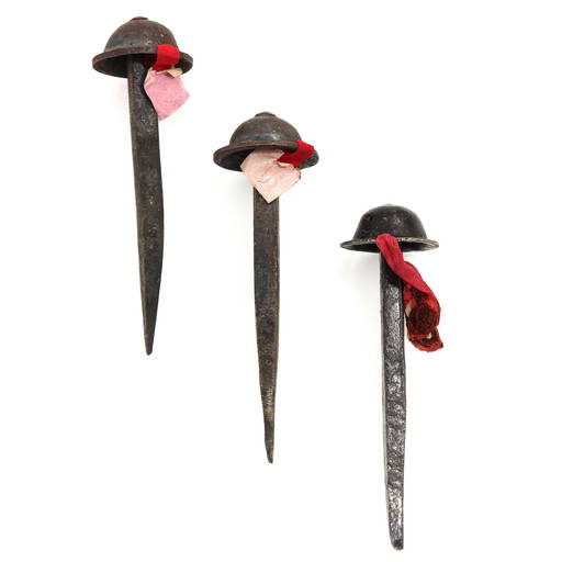 A Collection of 3 Nails with Seals (#2114) on Nov 15, 2022 ...