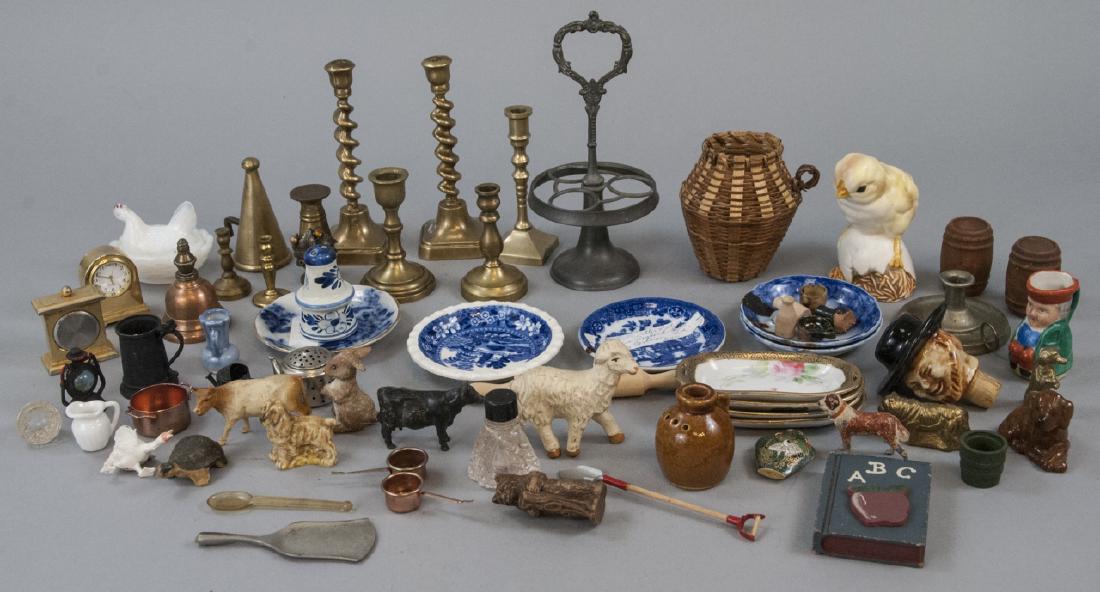 Group Antique & Vintage Dollhouse & Miniatures
