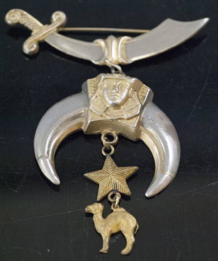 Antique Masonic Or Fraternal Organization Brooch