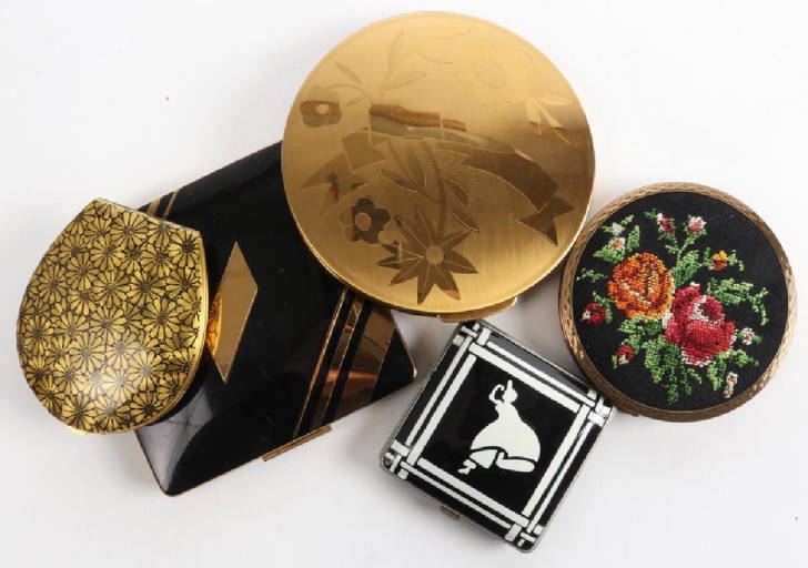 Collection Of Vintage Ladies Compacts