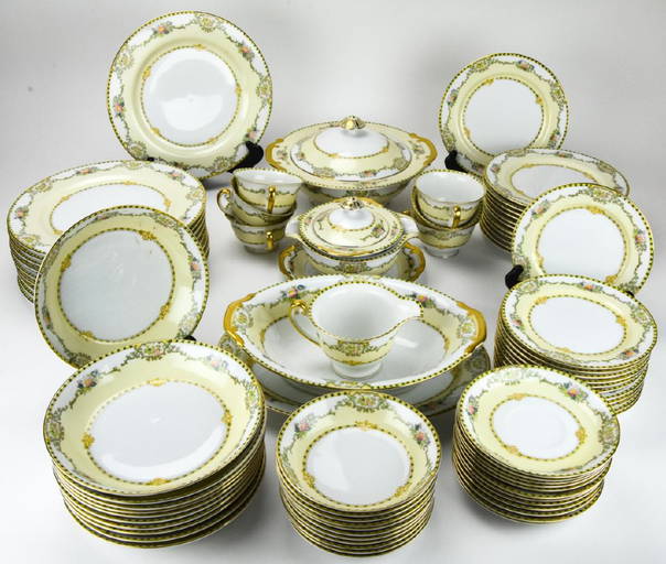 Ns Japan Hand Painted China Service For 10