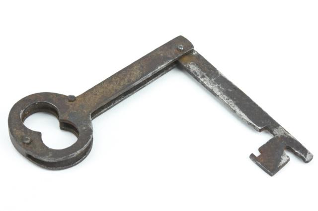 Antique 19th C European Iron Folding Skeleton Key - May 25, 2021 ...