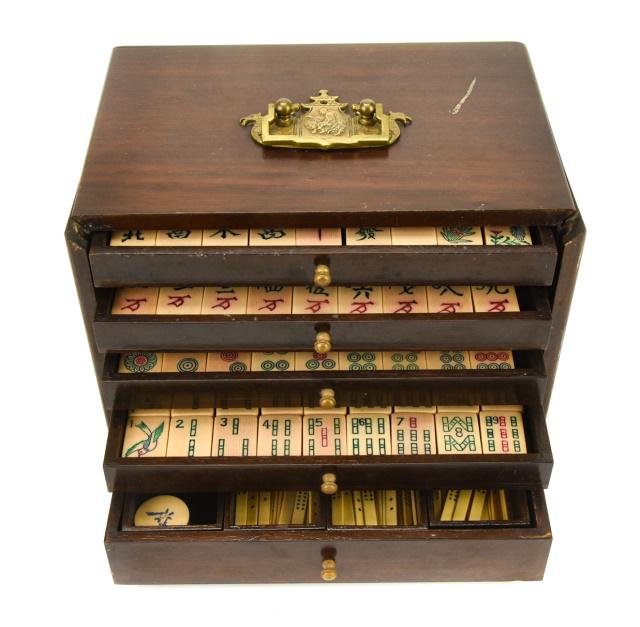 Mid Century Bakelite Mahjong Set