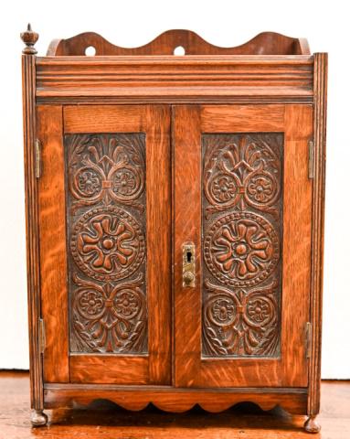 Antique Arts & Crafts Carved Oak Pipe Chest - Jan 04, 2022 | Greenwich ...