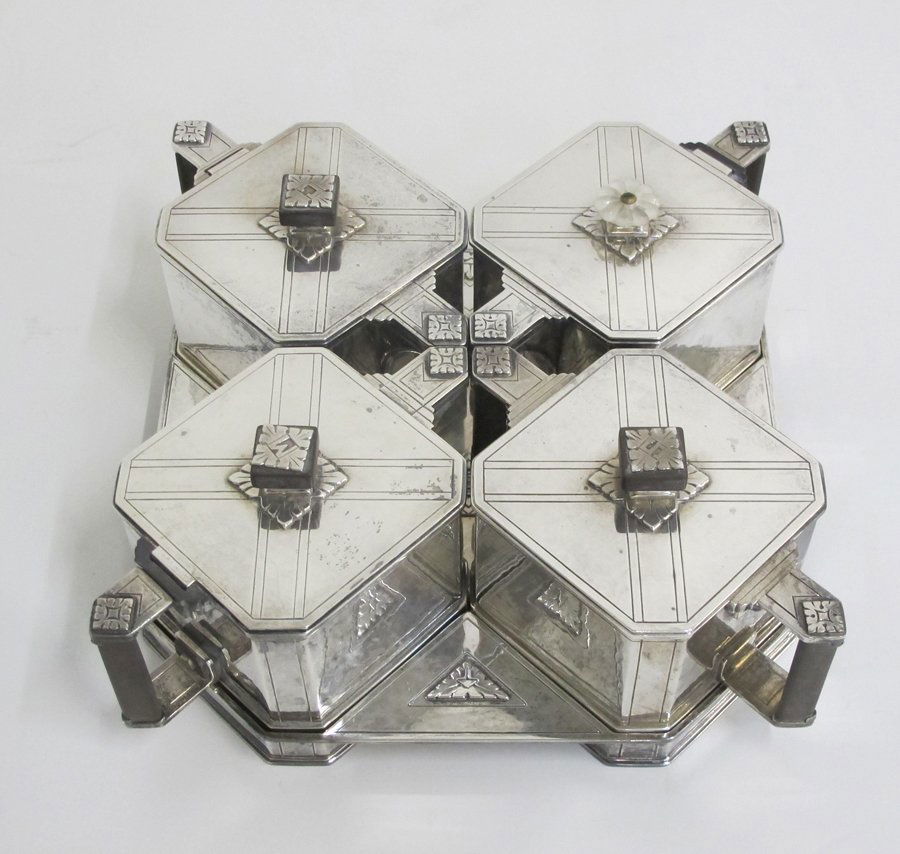 Donovan & Gray Auctions - Modern Design, Art & Antiques