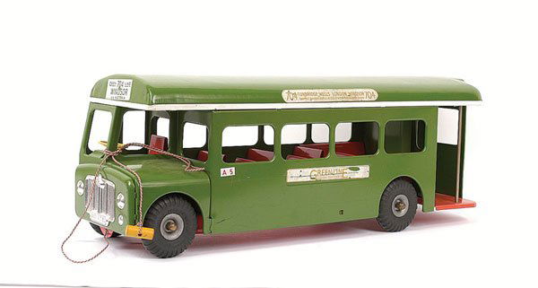 2075: Triang Pressed Steel London Bus - Jun 16, 2006 | Vectis Auctions ...