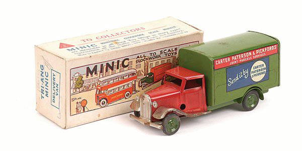 Triang Minic #22m Carter Paterson/pickfords Van