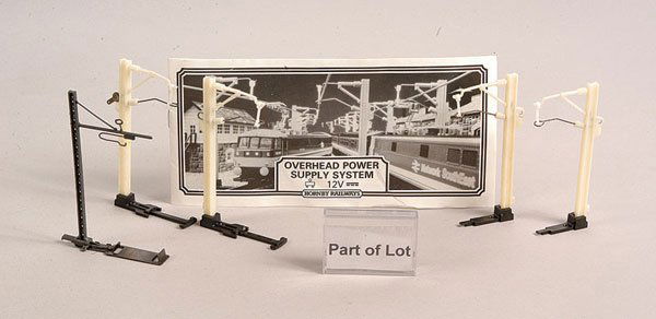 4504: Hornby Railways Overhead Power Supply System