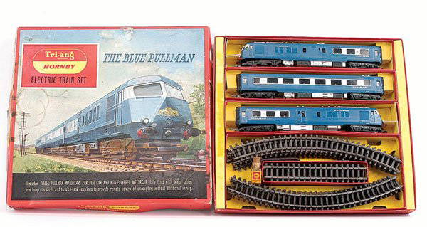 336: Triang Hornby RS52 Blue Pullman Train Set - Mar 10, 2007 | Vectis ...
