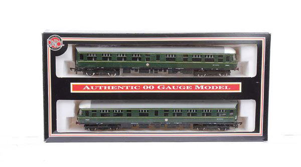 Dapol D105 2 Car Class 124 Trans Pennine Dmu