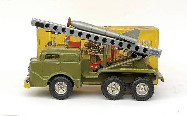 Gama No.270 6 Wheeled Rocket Launcher