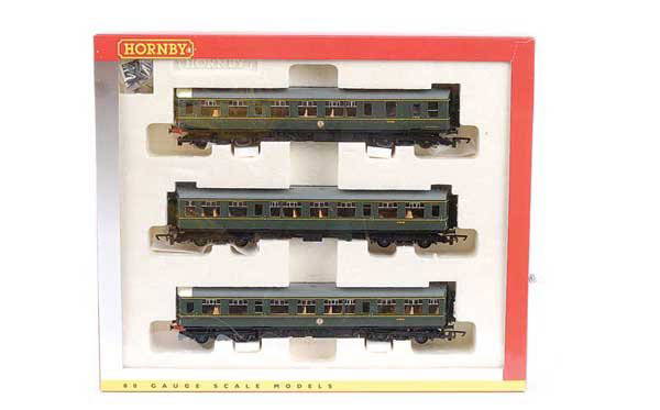 Hornby R2297 Br Green 3 Car Class 110 Dmu