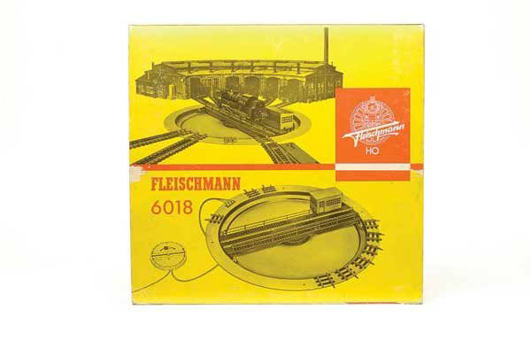 Fleischmann 6018 Electrically Operated Turntable