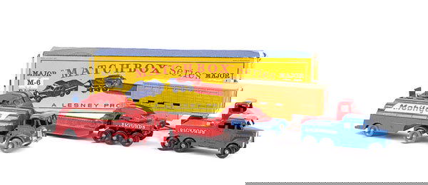 Matchbox No.m1 Caterpillar Earth Scraper