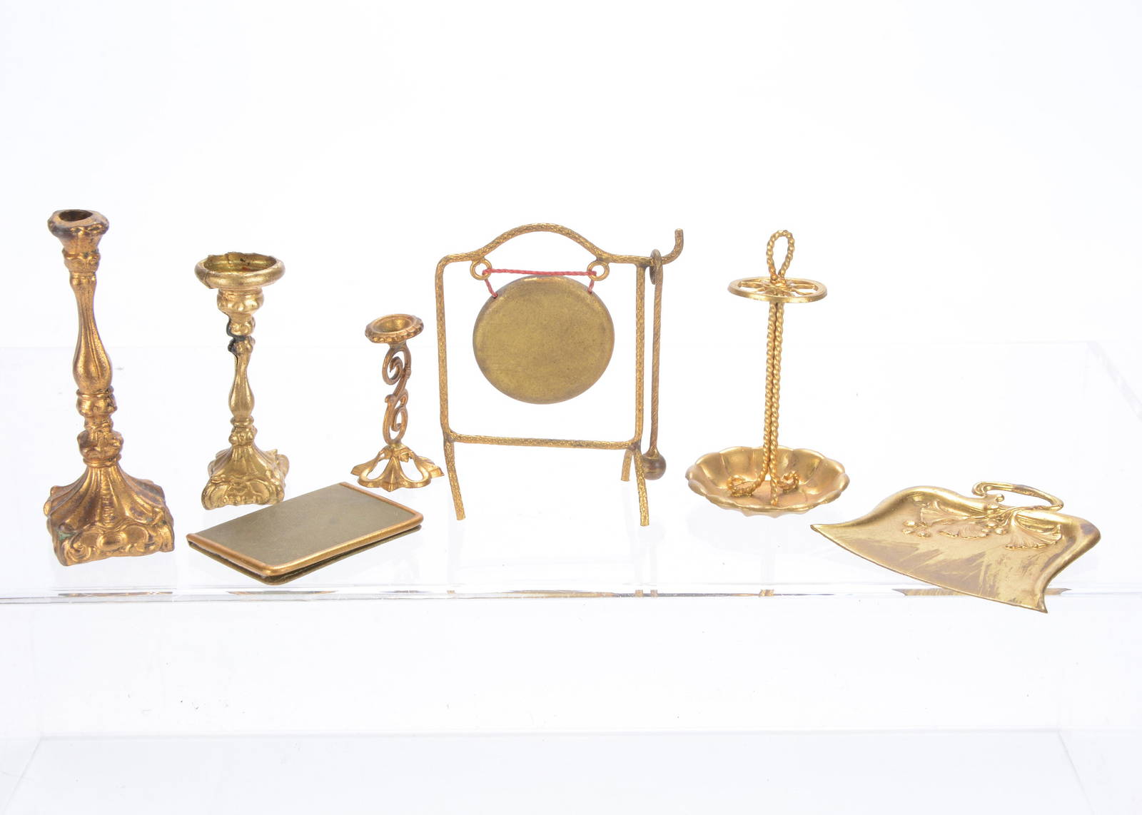 Gilt Metal Dolls’ House Chattels, - Jun 25, 2025 | Special Auction ...