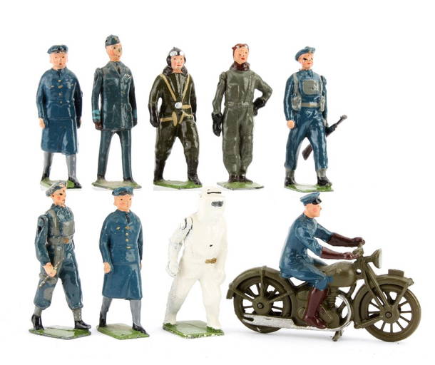 Britains Raf Figures, The Main Constituents Of Set
