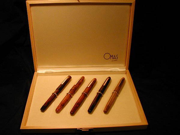1 Omas Family, Precious Wood Collection