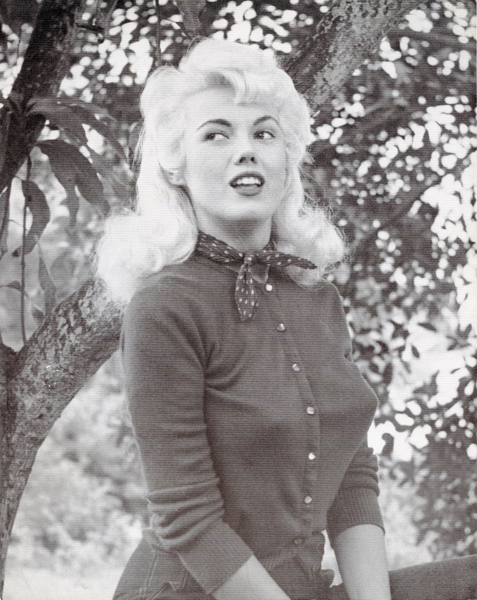 Bunny Yeager Original Pin Up Lithograph Self Portrait Auction