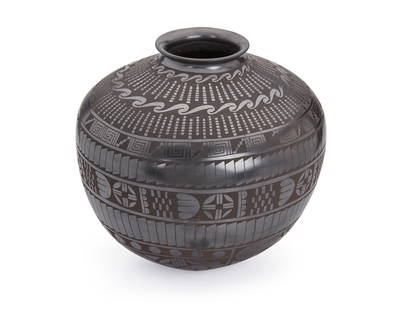 (2) Mata Ortiz Mexico Pottery, Jesus Pena