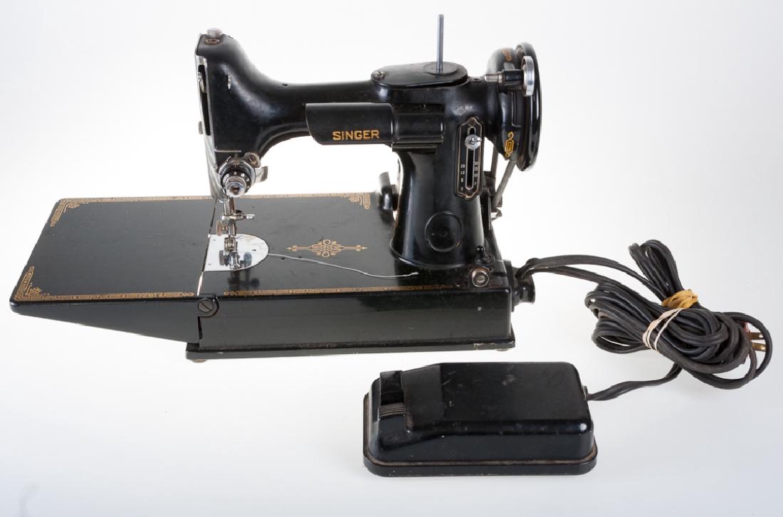 Vintage Singer 221-1 Sewing Machine