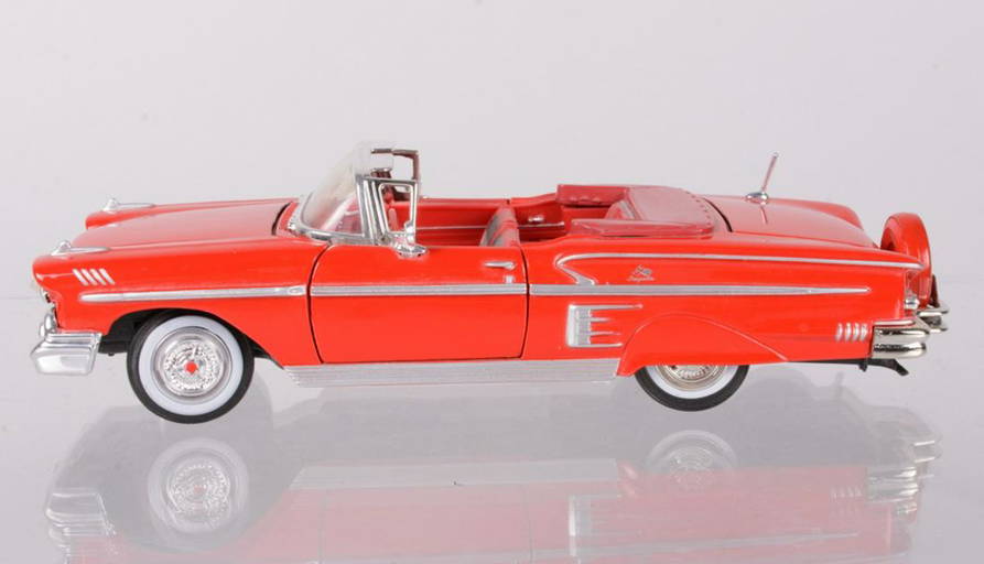 1958 Chevrolet Impala Model Car